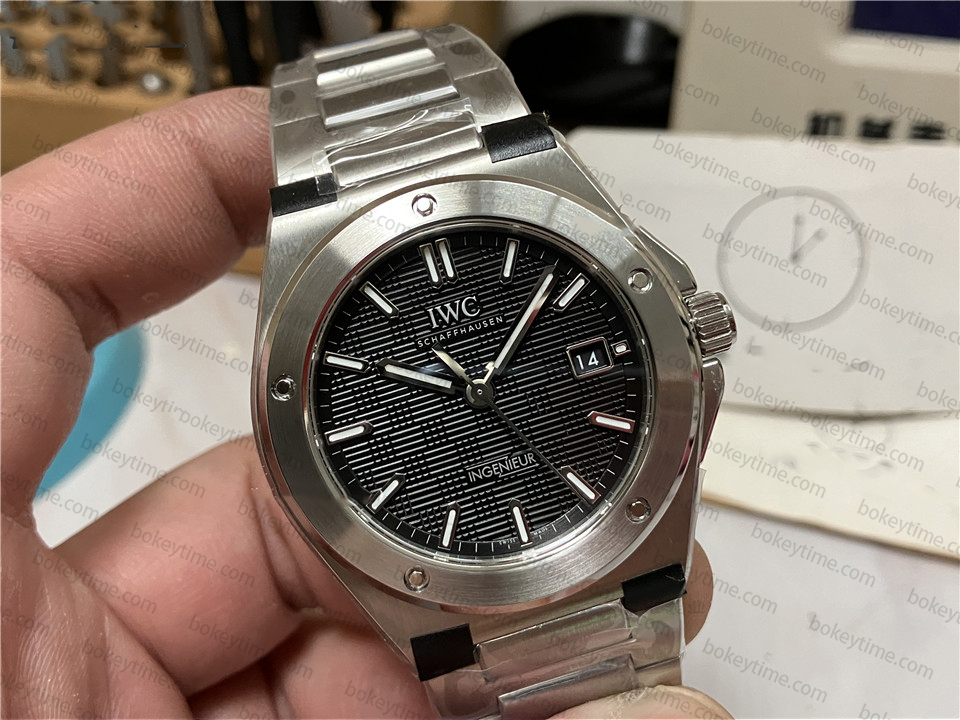 Bokey Real-life Shooting: Review of V7 Factory IWC Ingenieur Series ...