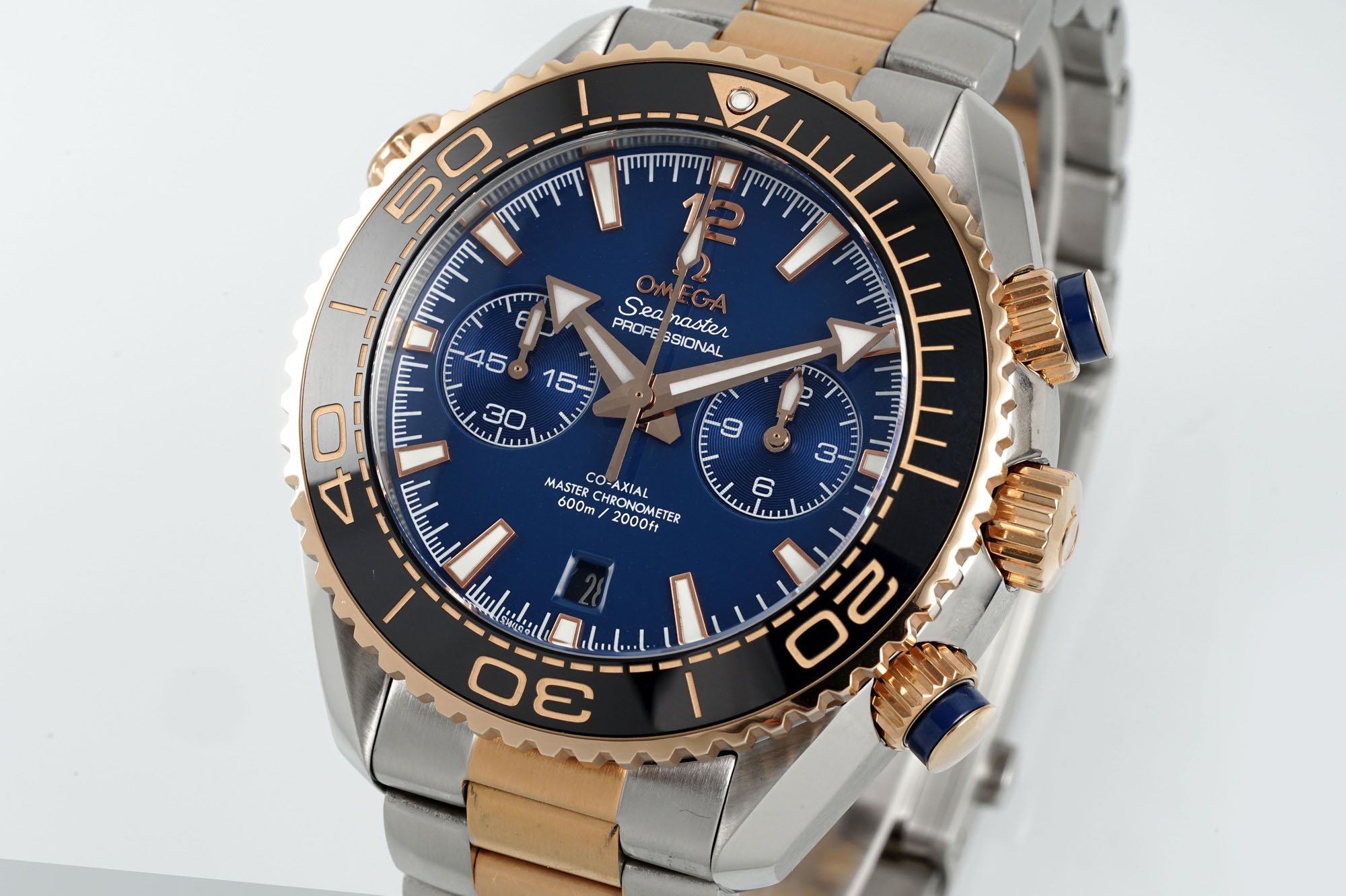 VR Omega Seamaster Planet Ocean 600M Chronograph Master Chronometer ...